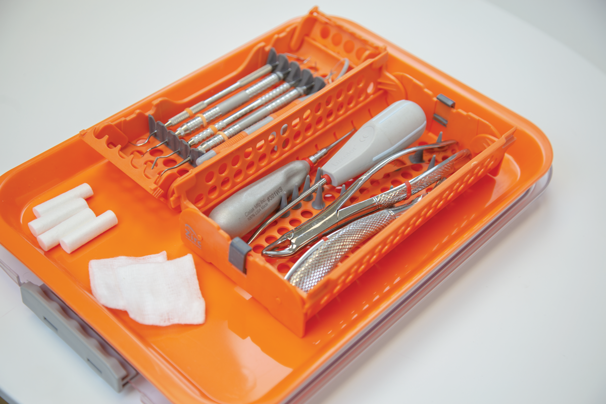 Zirc Flat Set-Up Tray - American Dental Accessories, Inc.